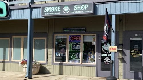 Wake'n Bake Smoke Shop - Lord Of Spore